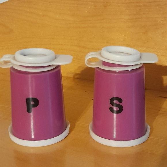 Tupperware | Kitchen | Vintage Purple Salt And Pepper Shakers | Poshmark